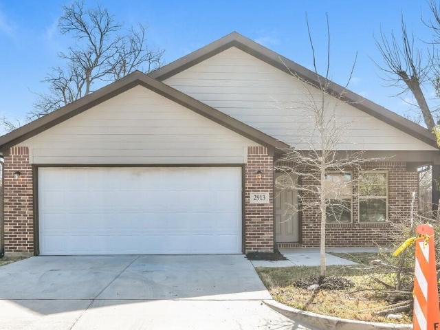 3 Bedroom Home for Rent at 2913 Louis St, Fort Worth, TX 76112 Handley