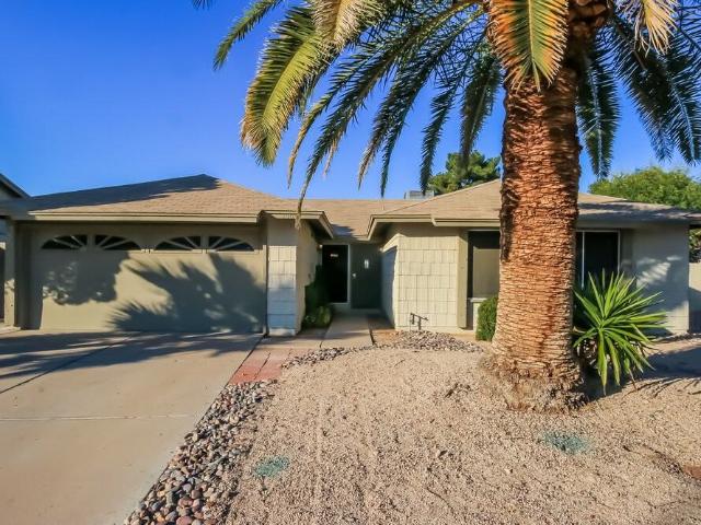 3 Bedroom Home for Rent at 3060 E Emelita Ave, Mesa, AZ 85204
