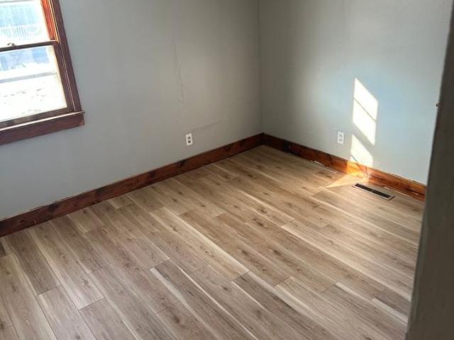 3 Bedroom Home for Rent at 308 Birdland Dr, Waterloo, IA 50707