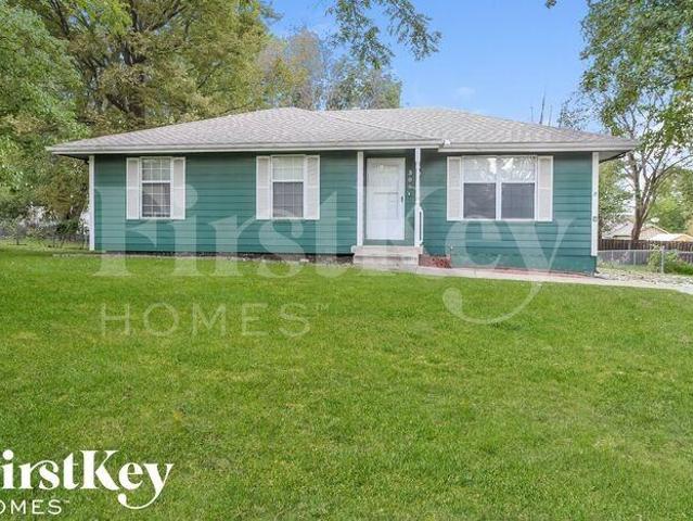 3 Bedroom Home for Rent at 308 Oak St W, Greenwood, MO 64034