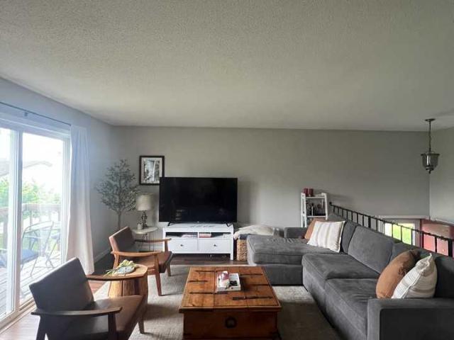 3 Bedroom Home for Rent at 3119 Bellaire Ave #3119, Maplewood, MN 55109 Maplewood Oakdale