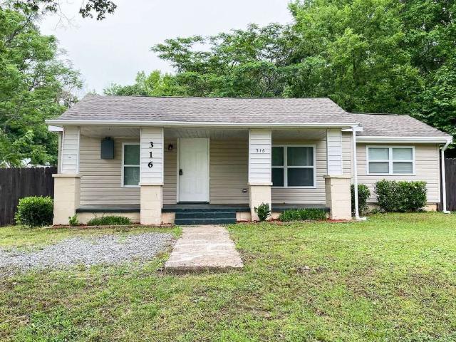 3 Bedroom Home for Rent at 316 West Chestnut Avenue, Wake Forest, NC 27587