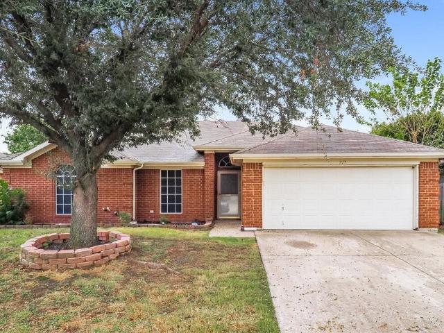 3 Bedroom Home for Rent at 317 Willowstone Trl, Saginaw, TX 76179