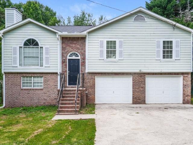 3 Bedroom Home for Rent at 3221 Jessica Dr, Atlanta, GA 30135 Carmel