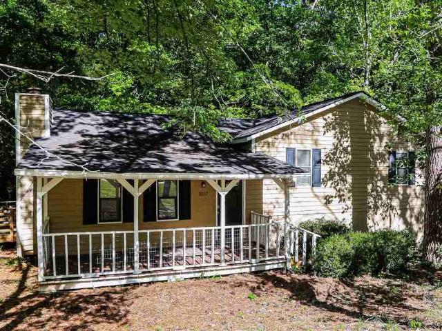 3 Bedroom Home for Rent at 3237 Carmel Dr, Atlanta, GA 30135 Carmel