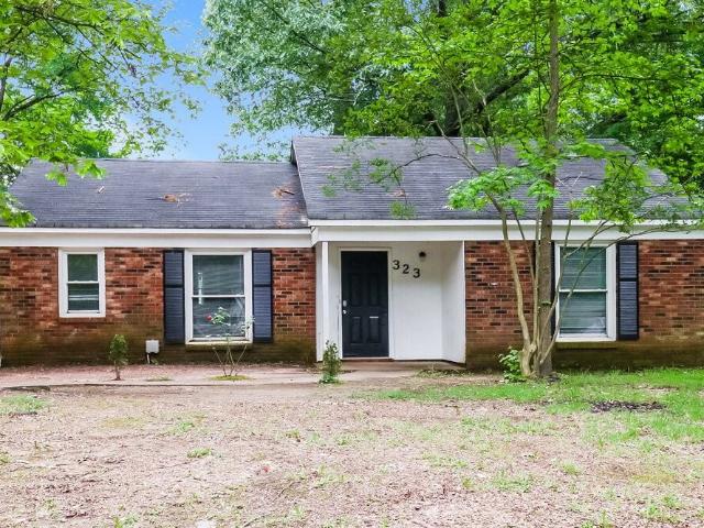 3 Bedroom Home for Rent at 323 Huntsmoor Dr, Charlotte, NC 28217 Montclaire South