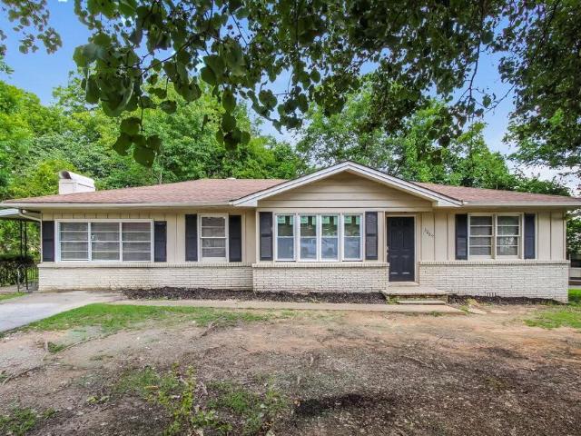3 Bedroom Home for Rent at 3269 Allison Bonnett Memorial Dr, Hueytown, AL 35023