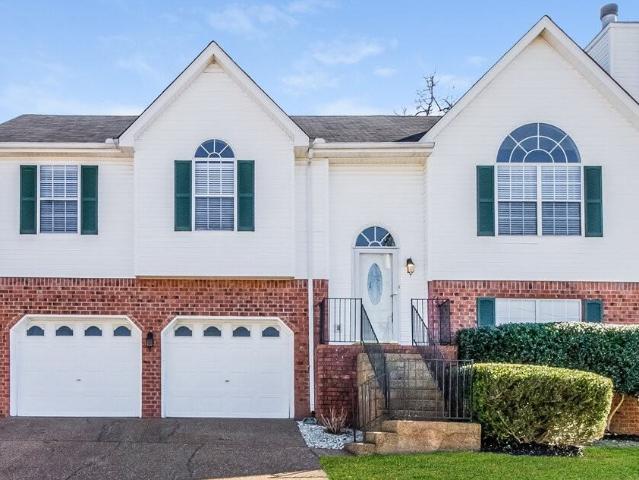 3 Bedroom Home for Rent at 3261 Clapham Rd, Nashville, TN 37013 Chelsea Village