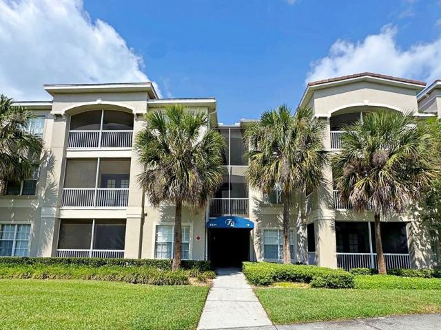 3 Bedroom Home for Rent at 3331 Whitestone Cir #1, Kissimmee, FL 34741 Flora Ridge