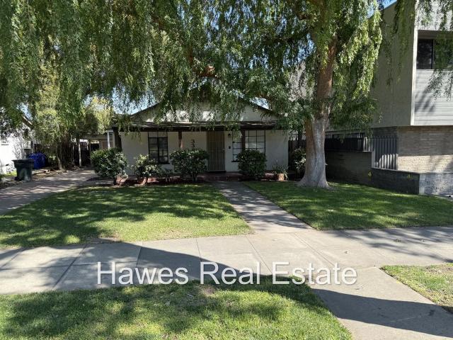 3 Bedroom Home for Rent at 338 S Euclid Ave, Upland, CA 91786