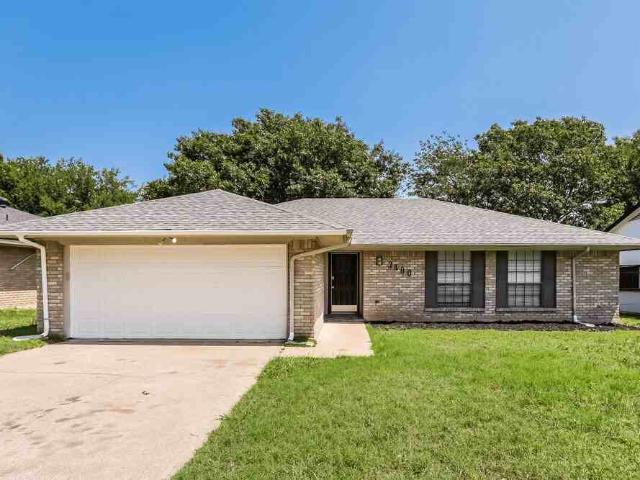 3 Bedroom Home for Rent at 3400 Meadowmoor St, Fort Worth, TX 76133 South Meadows Crossing