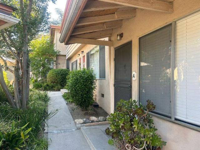 3 Bedroom Home for Rent at 3459 Montrose Ave #A, Glendale, CA 91214 Crescenta Highlands