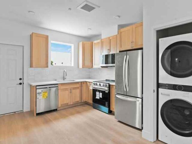 3 Bedroom Home for Rent at 3518 Oak Glen Ln, San Diego, CA 92117 Bay Ho