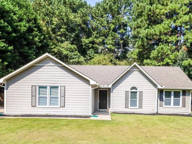 3 Bedroom Home for Rent at 35 Riverside Ct, Hampton, GA 30228