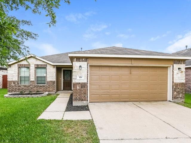 3 Bedroom Home for Rent at 376 Henry St, Alvin, TX 77511