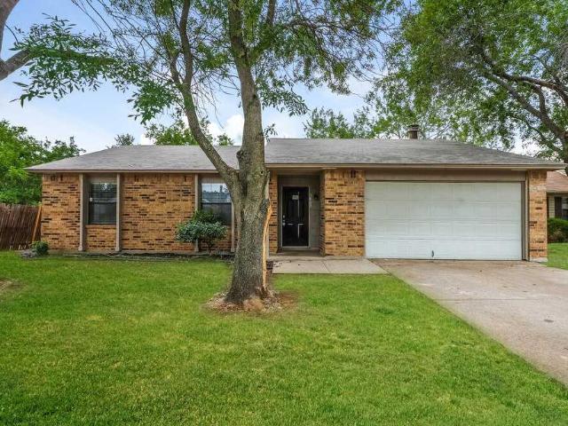 3 Bedroom Home for Rent at 3805 Bee Tree Ln, Fort Worth, TX 76133 Far Southwest