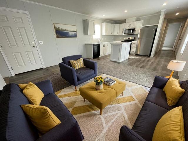 3 Bedroom Home for Rent at 38035 Leverette Ave #496, Mount Clemens, MI 48038 Clinton Township