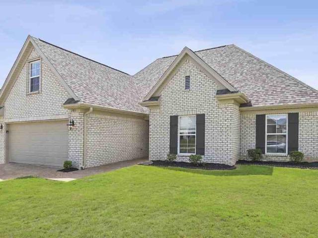 3 Bedroom Home for Rent at 3811 Dawnwood Cir W, Southaven, MS 38672
