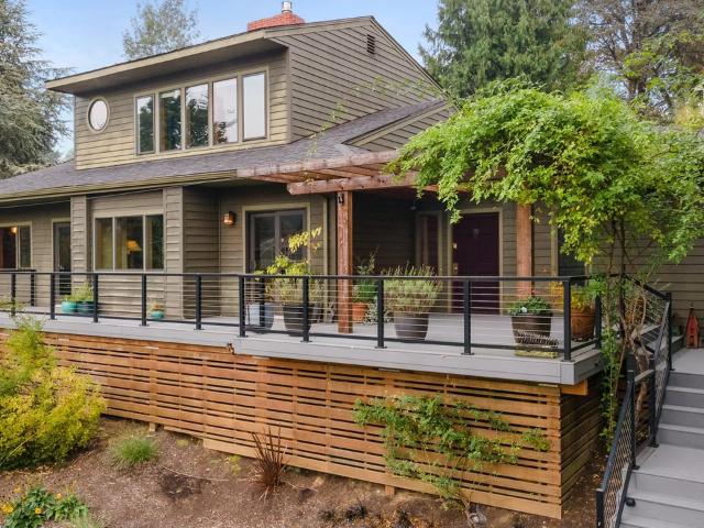 3 Bedroom Home for Rent at 3900 Sw Hillsdale Ave, Portland, OR 97239 Southwest Hills