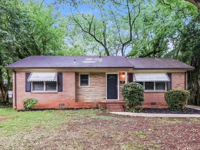 3 Bedroom Home for Rent at 3924 Broadview Dr, Charlotte, NC 28217 Clanton Park Roseland