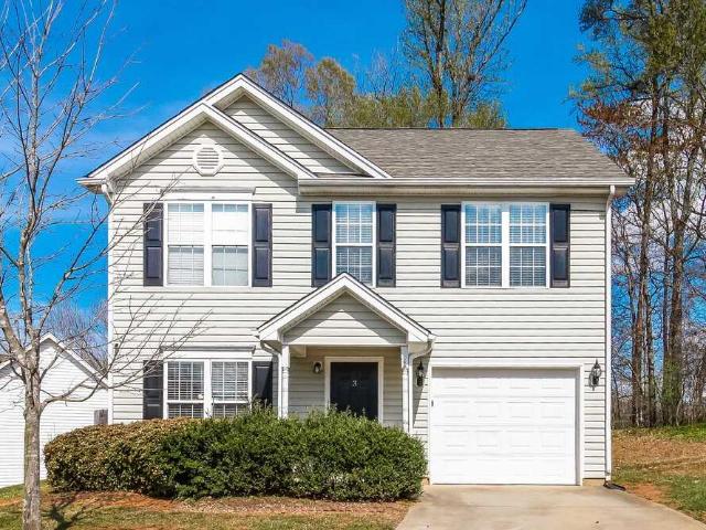 3 Bedroom Home for Rent at 3 Sherbourne Ct, Greensboro, NC 27405 New Irving Park