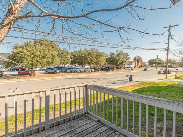 3 Bedroom Home for Rent at W Thompson Pl #936 101, San Antonio, TX 78226