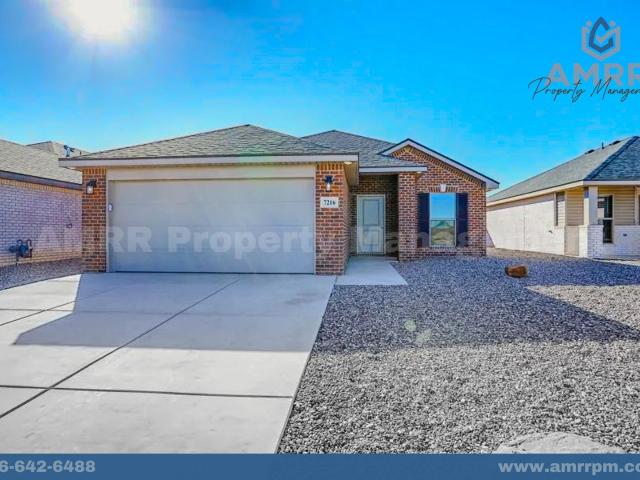 3 Bedroom Home In Suburban Style Neighborhood! PRE LEASE