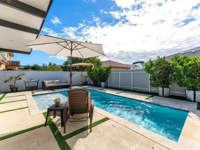 3 bedroom, Homestead FL 102397715