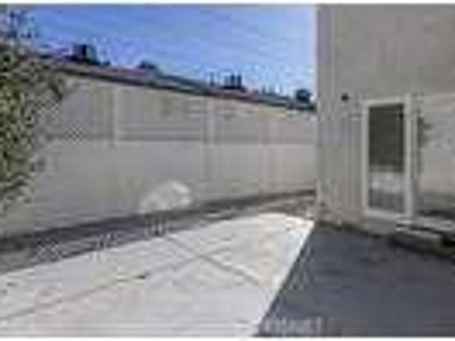 3 Bedroom Homes For Rent Tarzana CA