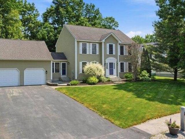 3 bedroom, Hooksett NH 03106 103224224