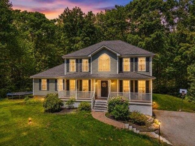 3 bedroom, Hooksett NH 03106 103850629