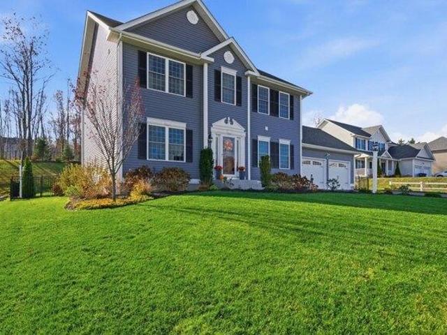 3 bedroom, Hooksett NH 03106 LS101656694
