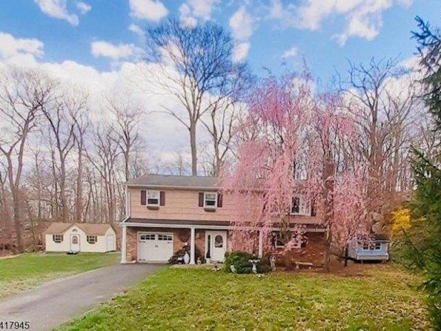 3 bedroom, Hopatcong NJ 07821 104833104