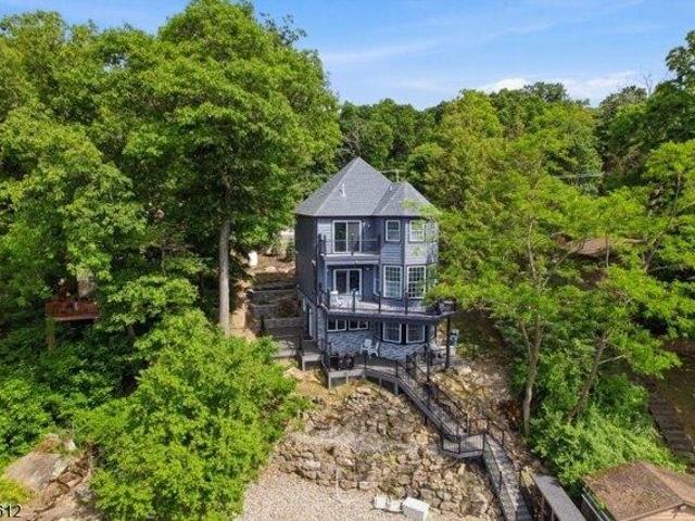 3 bedroom, Hopatcong NJ 07843 104848571