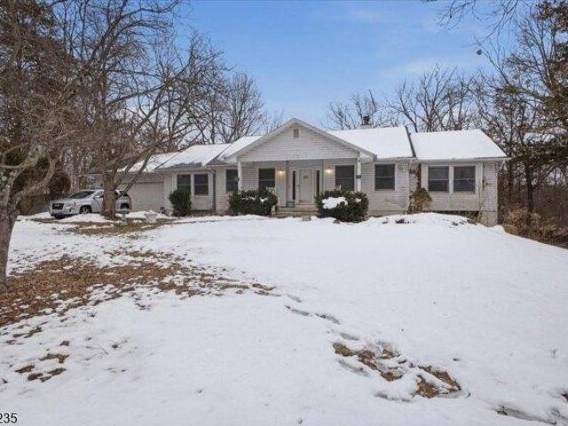 3 bedroom, Hope NJ 07825 102215484