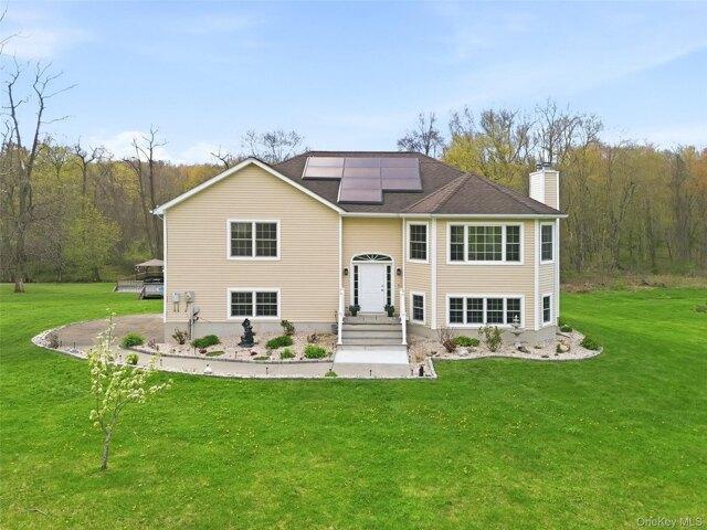 3 bedroom, Hopewell Junction NY 12533 103602429