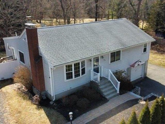 3 bedroom, Hopkinton MA 01748 102411370