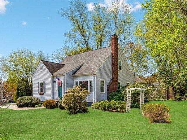 3 bedroom, Hopkinton MA 01748 102669901