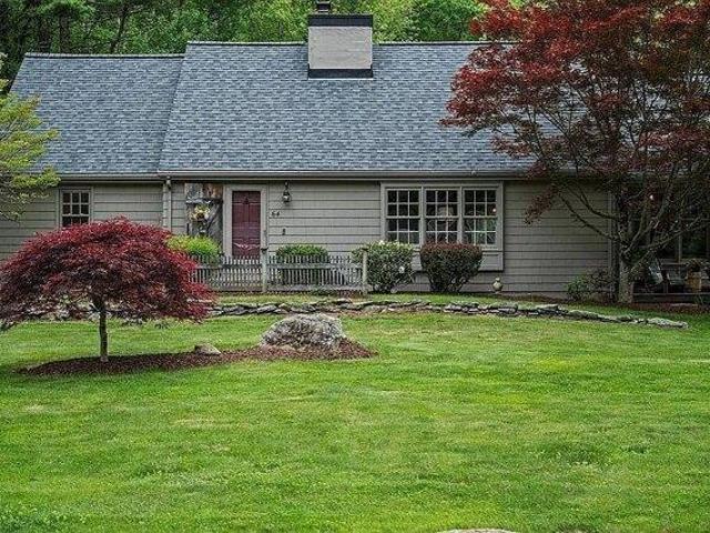 3 bedroom, Hopkinton MA 01748 103162356