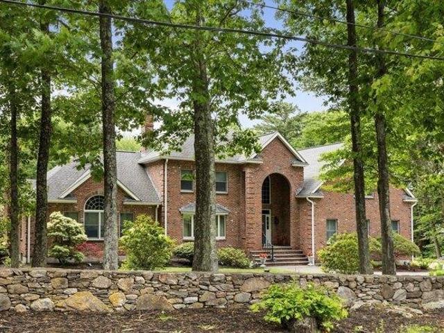 3 bedroom, Hopkinton MA 01748 104835885