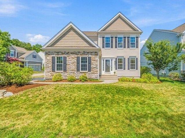 3 bedroom, Hopkinton MA 01748 105173483