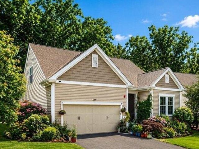 3 bedroom, Hopkinton MA 01748 105117431
