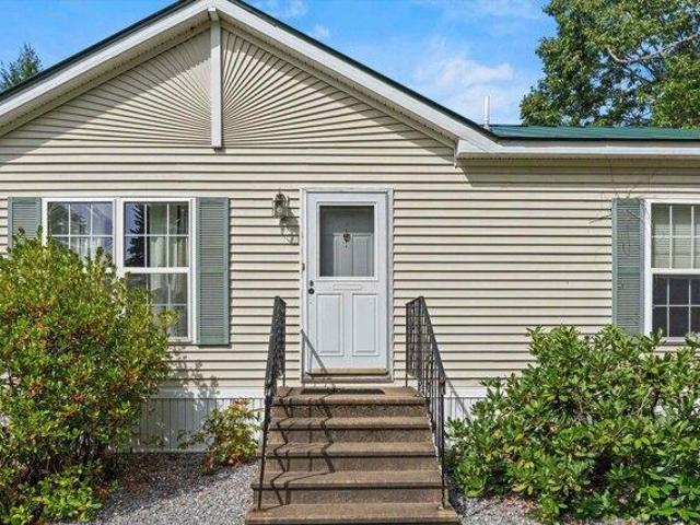 3 bedroom, Hopkinton NH 03229 105107345