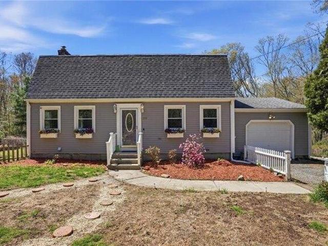 3 bedroom, Hopkinton RI 02804 102583486