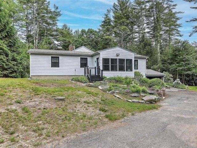 3 bedroom, Hopkinton RI 02832 104481524