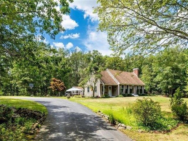 3 bedroom, Hopkinton RI 02832 105157866