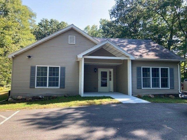 3 bedroom, Hatfield MA 01038 104514756