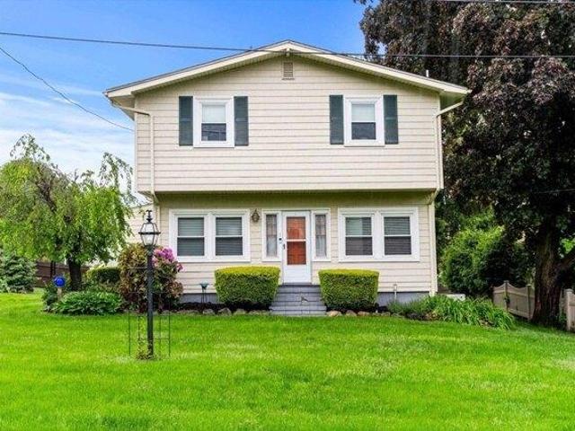 3 bedroom, Haverhill MA 01830 103074663