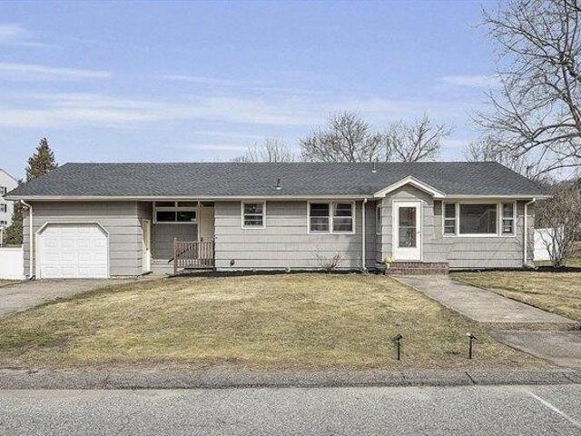 3 bedroom, Haverhill MA 01832 102595851