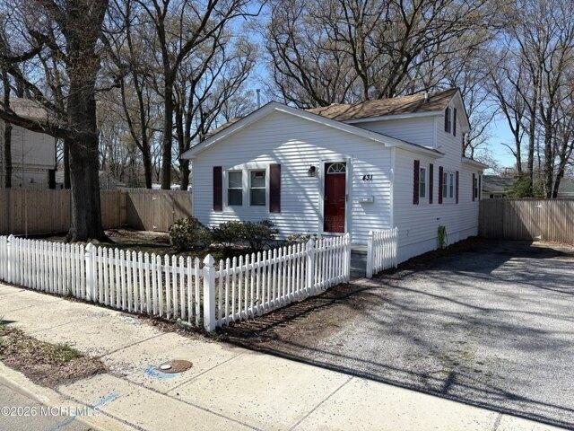 3 bedroom, Hazlet NJ 07734 102563835